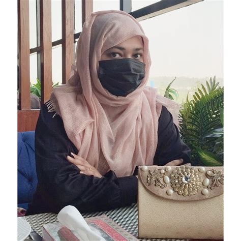 Saffia Yasmeen Technical Recruiter Deep Chain Solutions Xing