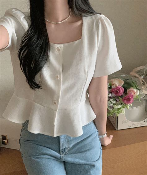 포에이엠 엘느 트위드 스퀘어넥 퍼프 반팔 자켓 크롭 블라우스