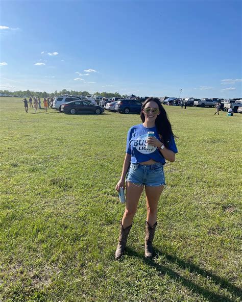 Courtney Arp Courtneyarp • Instagram Photos And Videos