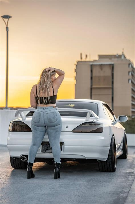 Pawg With Car R Thiccgirlsinjeans