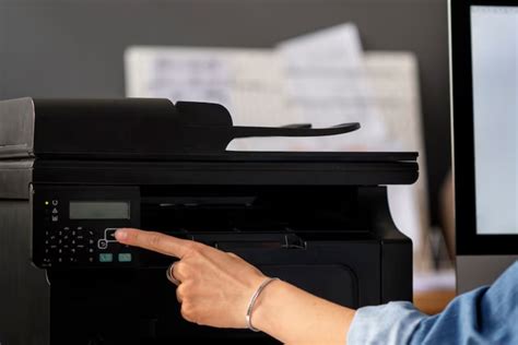 Windows 11 中安装和配置打印机的完整指南