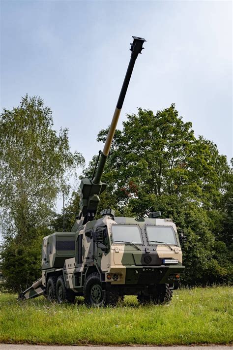 Eva Zuzana Dita Morana Bia 155 Mm Kerekes önjáró Lövegek