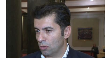 Кирил Петков Има дупка в законодателството президентът контролира всички служби