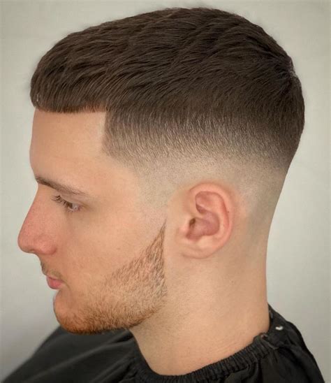 Pin By Ām Thādā On ដា Mens Haircuts Fade Short Hair Cuts Mens