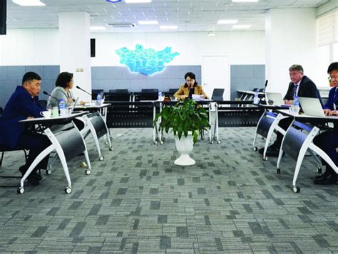 Төрийн албаны зөвлөлийн 18 дугаар хуралдаан боллоо