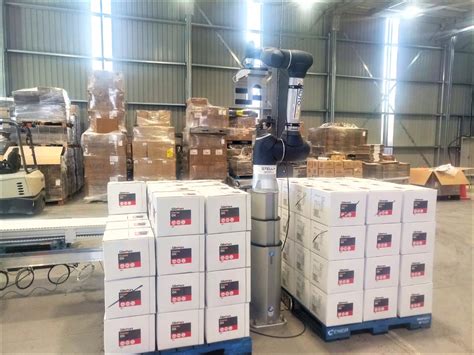 Cobot Palletising Solution For Food Industry