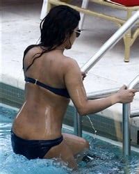 Priyanka Chopra Bikini Beach Lesbo Sex Romp With Adriana Lima