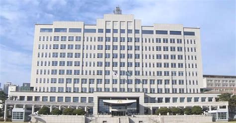 관저에 대규모 경찰 민주당 논평에 경호처 허위·선동정치