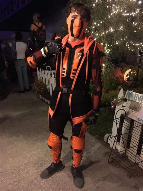 Pin By Spinner On Rlsh Real Life Superheroes Superhero Real