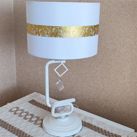 Настільна лампа — ціна 1050 грн у каталозі Настільні лампи Купити товари для дому та побуту за