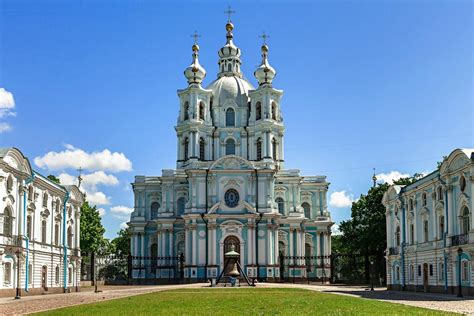 10 Structures That Represent The Historical Architecture Of Russia