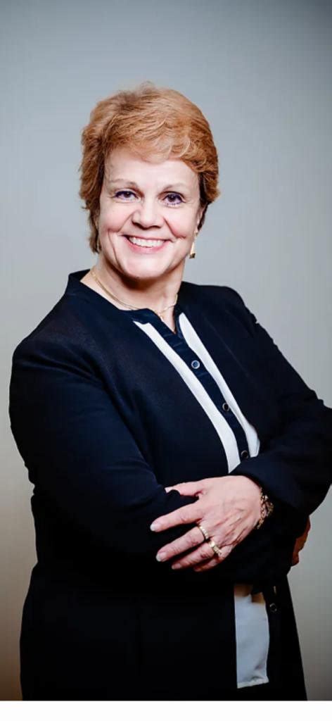 Martha Maria Smith Bilingual Coach Executive Contributor At Brainz
