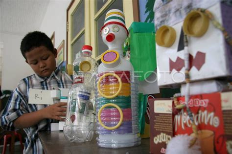 Lomba Desain Robot Antara Foto