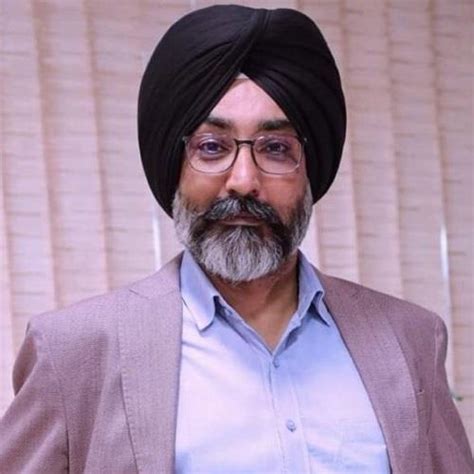 Manmohan Singh Chief Marketing Officer Cmo Birla Cellulose