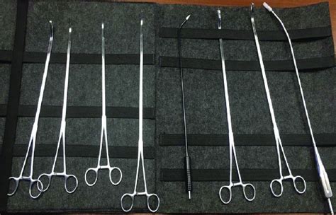 Instruments For Subxiphoid Uniportal Video Assisted Thoracoscopy