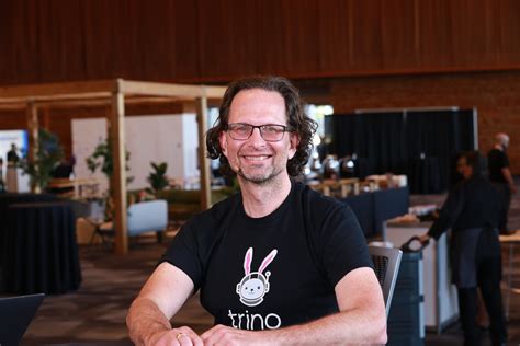 Making Data Accessibility Faster And Friendly Using Distributed Query Insights Siliconangle