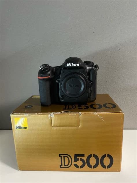 Nikon D500