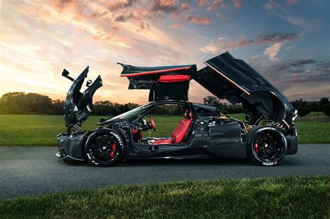 Pagani Huayra 2013 Wallpapers