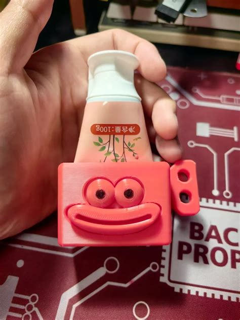 Smiling Face Toothpaste Dispenser No Glue Needed Only 36g Of Filament
