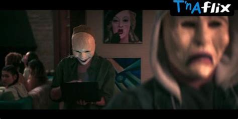 Hailee Keanna Lautenbach Underwear Scene In Model House Tnaflix Com