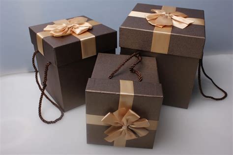 Купить подарочные коробки в Симферополе недорого - Лидер Пак