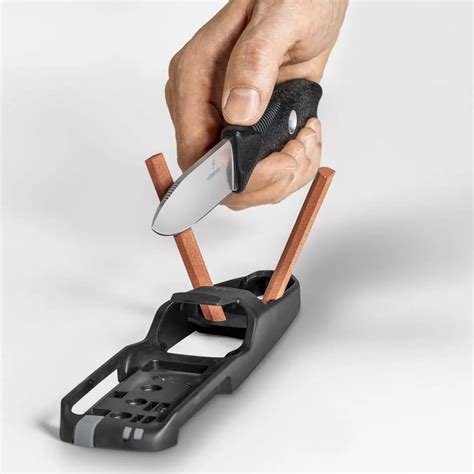 Victorinox Venture Pro Kit | Knivesworld.eu