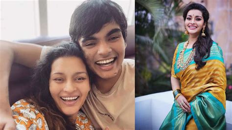 Renu Desai నా కొడుకును సిల్వర్‌ స్క్రీన్‌పై చూడాలని నాకూ ఉంది కానీ అకిరా నందన్‌ సినిమా