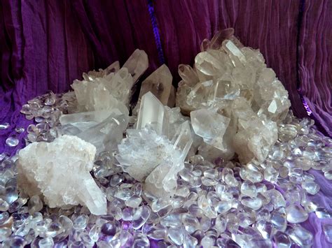 무료 이미지 꽃잎 의학 산호 데코 투명한 바위 미술 장식적인 선명한 아름다움 광석 결정 늦은 축복합니다 반짝임 유리 같은 광물 석영