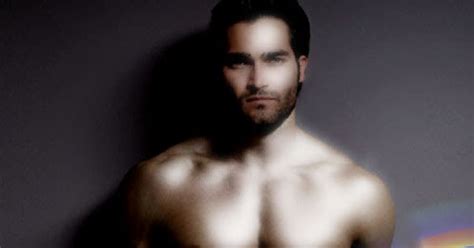 Malecelebritiesnaked Tyler Hoechlin