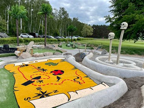 Bauzeit Adventure Minigolf Berlin Pirates Island Golfclub Berlin