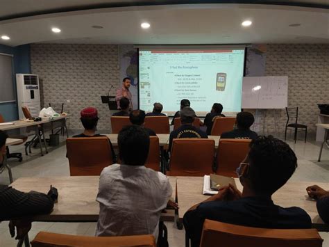 tariq hussain on linkedin space training