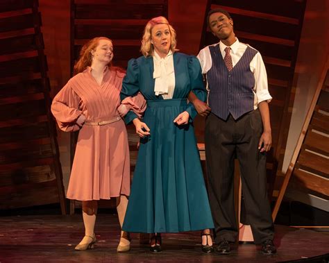 Steve Martins ‘bright Star Hits The Cmc Spring Valley Stage Catch