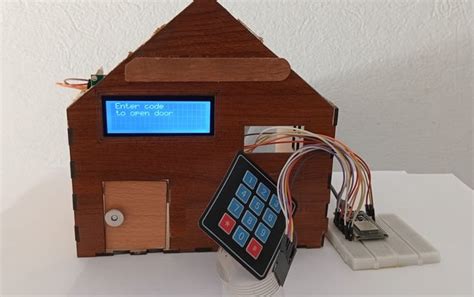 Door Opening Controlled By Esp32 And 4x3 Matrix Keypad