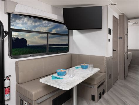 2024 Fortis Reliable Class A Gas Motorhome Fleetwood Rv