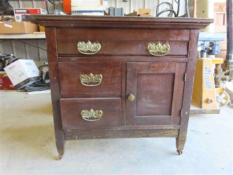 Vintage Wash Stand 30 X 19 X 28 Top Drawer Does Not Open
