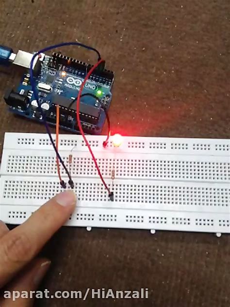 روشن و خاموش کردن Led با کلید فشاری