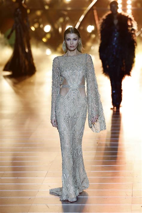 Elie Saab ის 45 ე საიუბილეო წლის ჩვენება საუდის არაბეთში