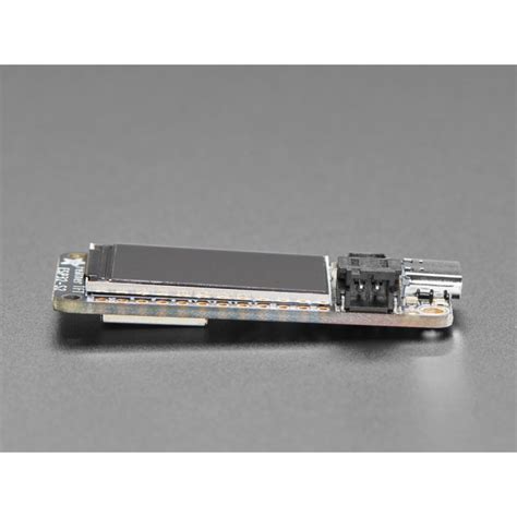 Adafruit Feather ESP S TFT Letmeknow