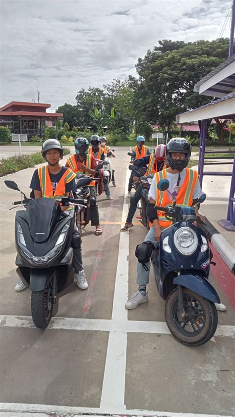 ใบขับขี่รถจักร โรงเรียนสอนขับรถเฉลิมพัชร เดชอุดม ไดรเวอร์ Facebook