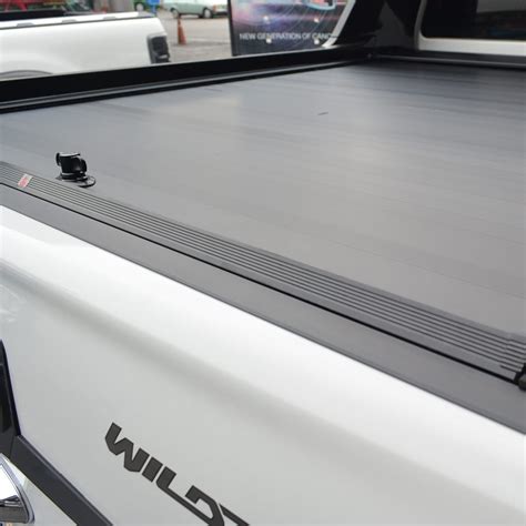 ฝาปิดกระบะท้ายรถแบบม้วน ระบบ Manual และไฟฟ้า