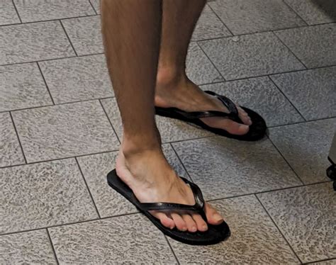 Flip Flop In Lockeroom Thisvid Com