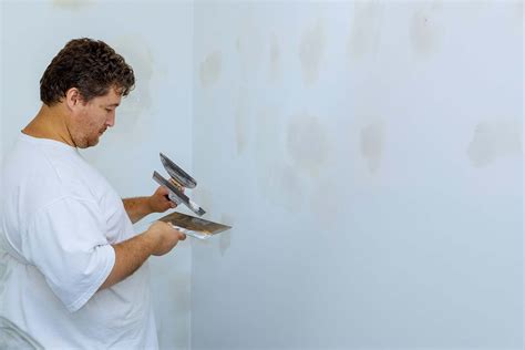 How To Patch Screw Or Nail Holes In Drywall Dwell Constructed