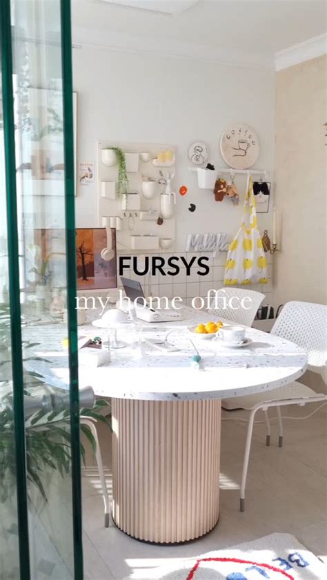 마슝이 집사 집꾸미기펫테리어diy 제품협찬 퍼시스와 함께 하고 있는 우리집 홈오피스 공간 사용할수록 편리한 디테일과 감성적인 디자인까지 매우만족 별 다섯개