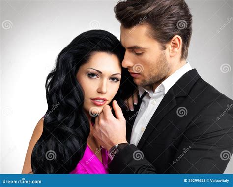 Portret Van Jong Mooi Paar In Liefde Stock Foto Image Of Gezicht Knap