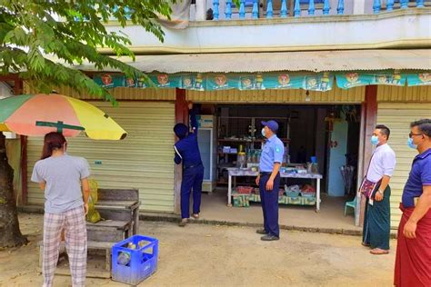 မိုင်းယုမြို့ရှိ ကိုဗစ် ၁၉ရောဂါကာကွယ်ရေးနိုင်ရေး ဈေးဆိုင်များ အချိန်သတ်မှတ် ဖွင့်လှစ်ရောင်းချမ