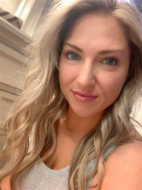 Innocent Post Scrolller