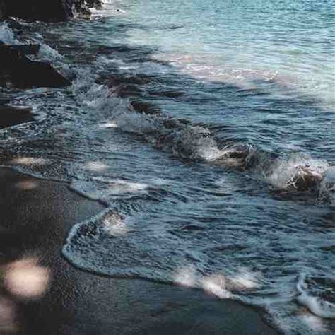 دانلود اهنگ ترکی عصیان از ابرو گوندش