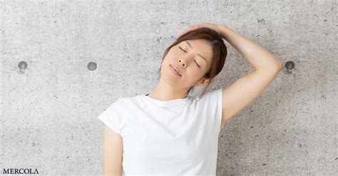 Your Neck Size Could Reveal A Dangerous Health Risk Doctors Warn