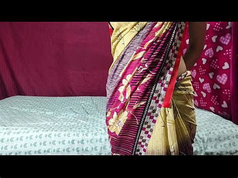 Naukrani Ne Malkin Ki Saree Pehni Malik Ne Chod Kar Mazaa Le Liya