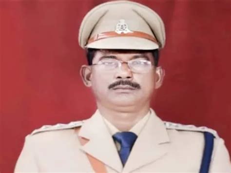 वरषठ पलस अधकर हटलमधय महल कनसटबलसह नक तय अवसथत आढळल खतयन घडवल अददल